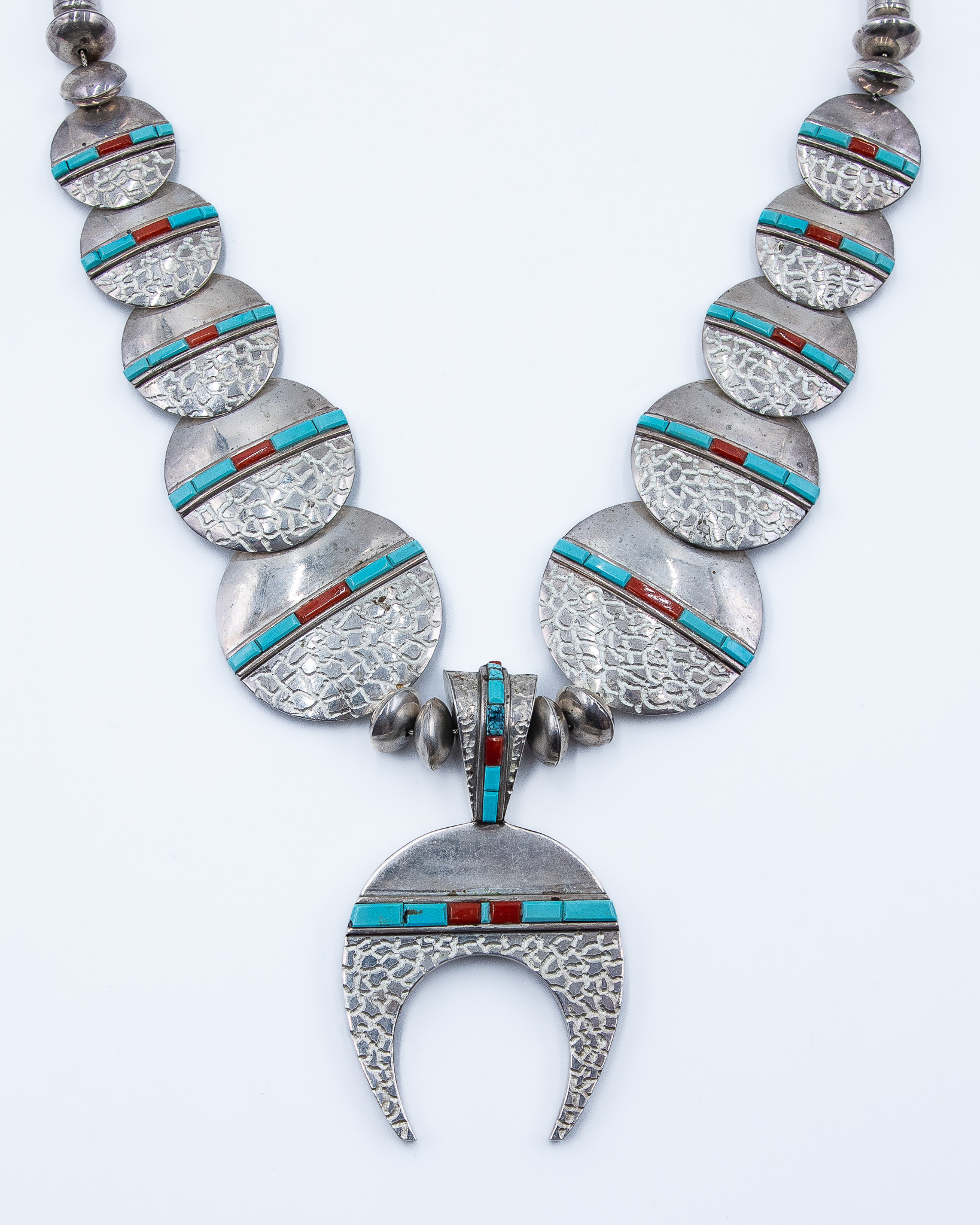 Home | Retro Roadshow Auctions